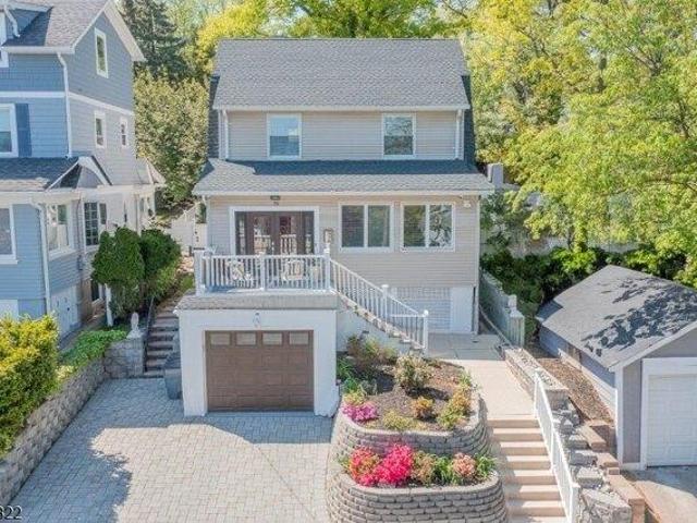 house with 3 bedroom, West Orange NJ DLS102777636