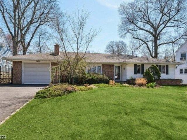 house with 3 bedroom, West Orange NJ DLS102212336