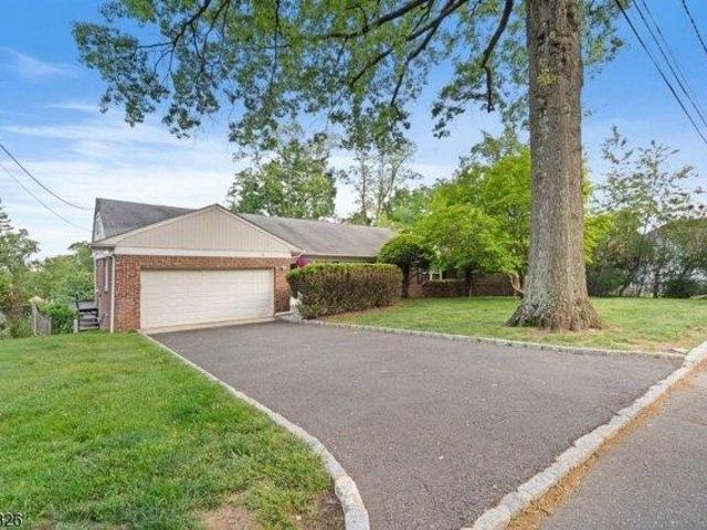 house with 3 bedroom, West Orange NJ DS102595728
