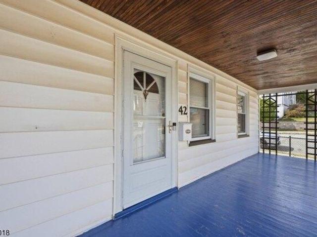 house with 3 bedroom, West Orange NJ DS102778742