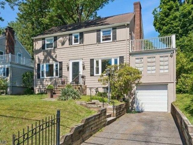 house with 3 bedroom, West Orange NJ DS103665118