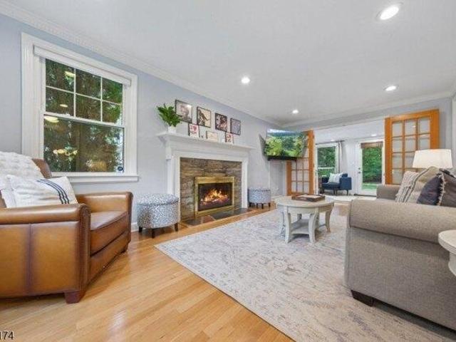 house with 3 bedroom, West Orange NJ DS104234820
