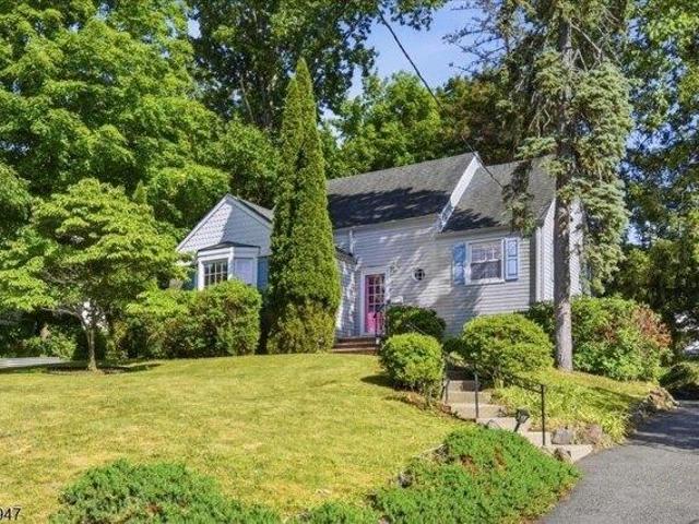 house with 3 bedroom, West Orange NJ DS104352653