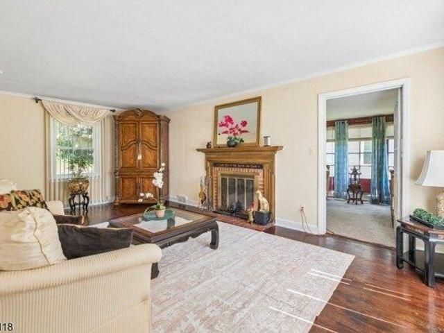 house with 3 bedroom, West Orange NJ ES103665118