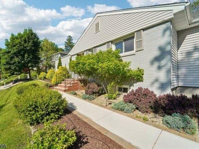 house with 3 bedroom, West Orange NJ ES104513745