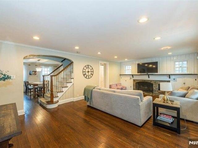 house with 3 bedroom, West Orange NJ ES104514195