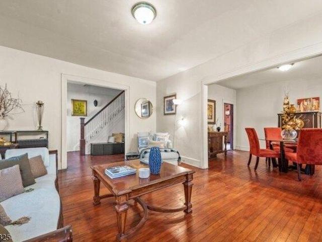 house with 3 bedroom, West Orange NJ ES105143520
