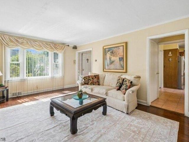 house with 3 bedroom, West Orange NJ ES105205024