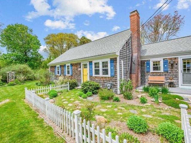house with 3 bedroom, West Barnstable MA DS102778075