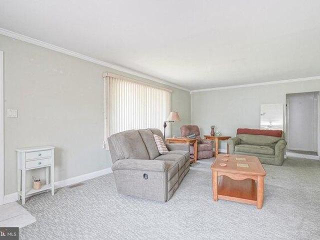 house with 3 bedroom, West Berlin NJ ES105173990