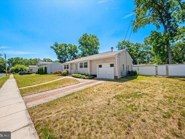 house with 3 bedroom, West Berlin NJ ES105233130