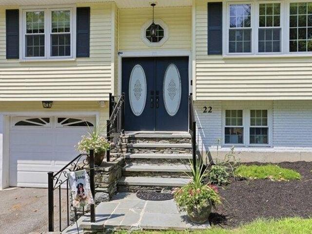 house with 3 bedroom, West Boylston MA ES105191505