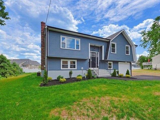 house with 3 bedroom, West Bridgewater MA ES105080078