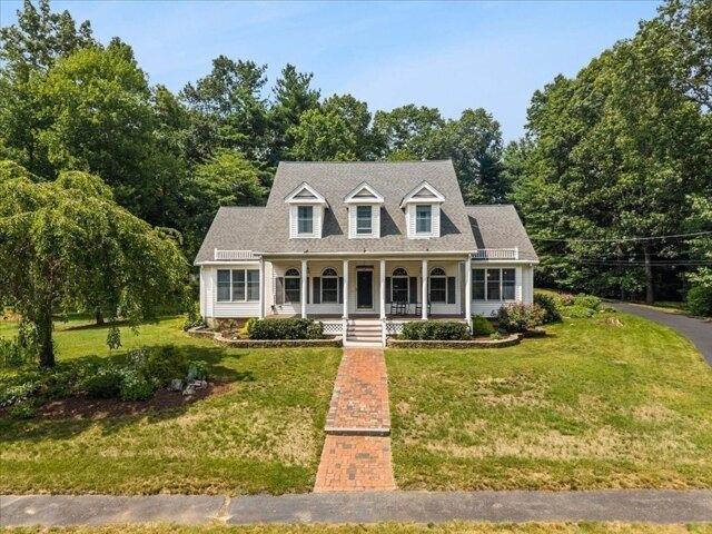 house with 3 bedroom, West Bridgewater MA ES105094688