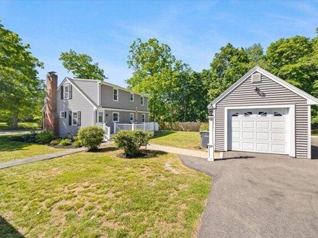 house with 3 bedroom, West Bridgewater MA ES103968757