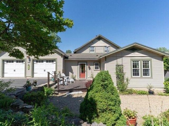 house with 3 bedroom, West Brookfield MA DS103808111
