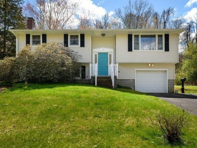 house with 3 bedroom, West Brookfield MA ES102826521