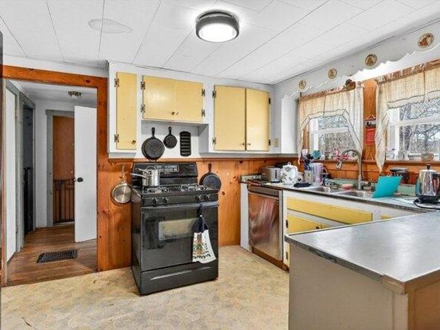 house with 3 bedroom, West Brookfield MA ES103184955