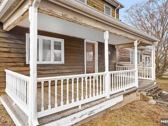 house with 3 bedroom, West Caldwell NJ DS102560669