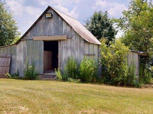 house with 3 bedroom, West End NC DLS92381763