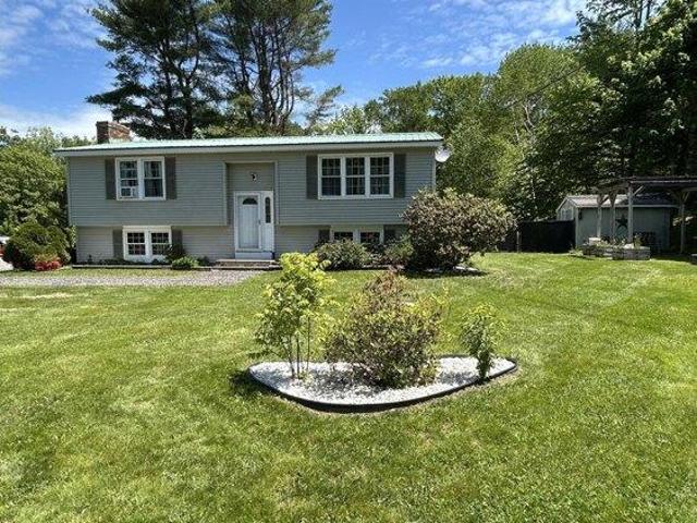 house with 3 bedroom, West Gardiner ME ES104077660