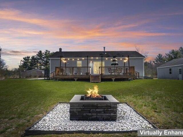house with 3 bedroom, West Gardiner ME ES104351179