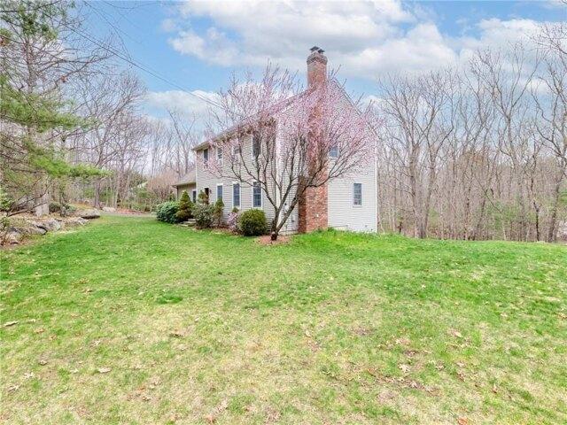 house with 3 bedroom, West Greenwich RI DLS102217876