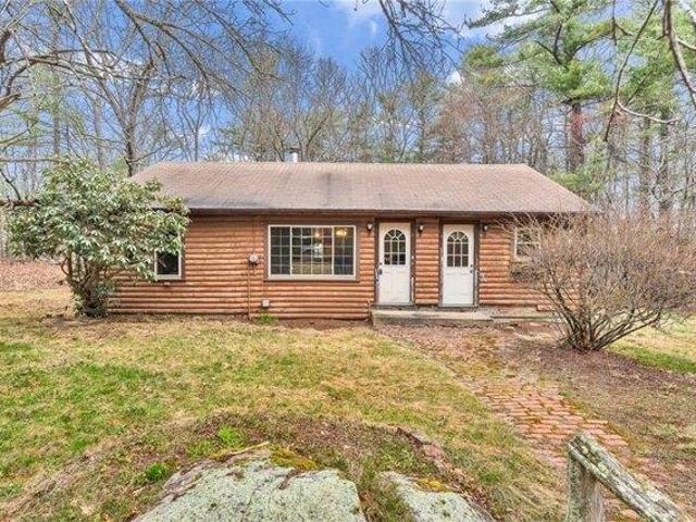 house with 3 bedroom, West Greenwich RI DLS102254911