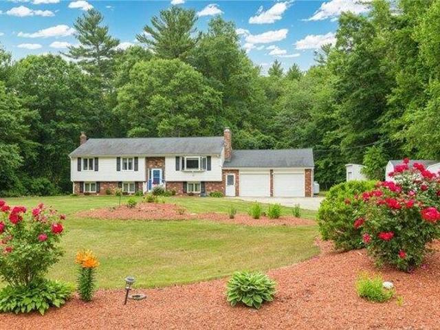 house with 3 bedroom, West Greenwich RI DS104330242