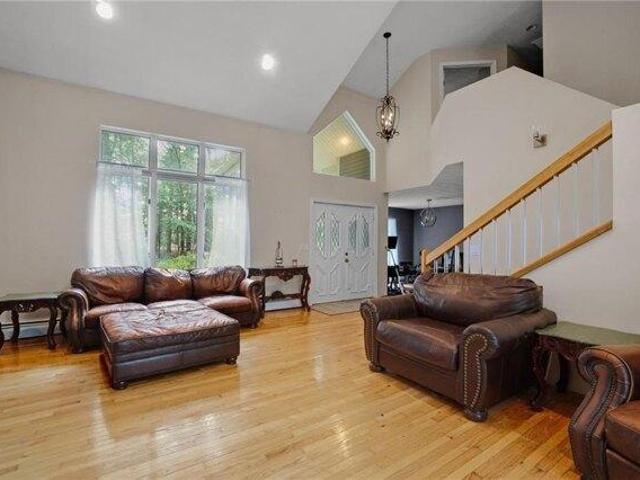 house with 3 bedroom, West Greenwich RI ES105107969