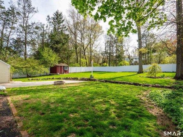 house with 3 bedroom, West Hartford CT DLS101898182
