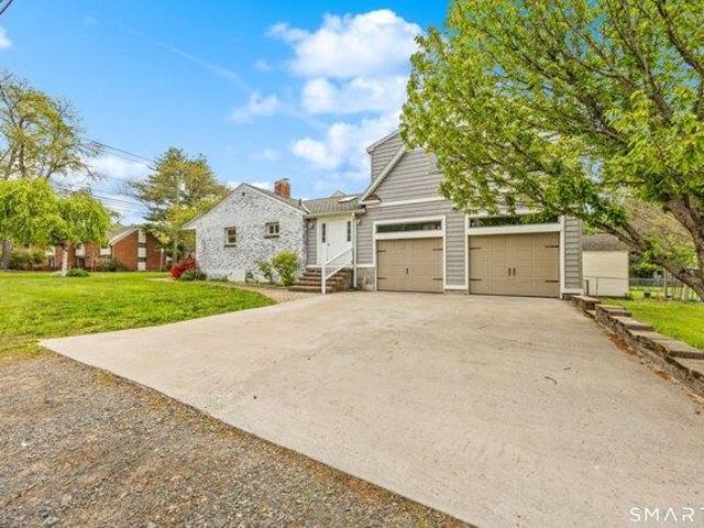 house with 3 bedroom, West Hartford CT DLS102827428