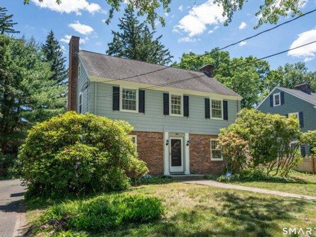 house with 3 bedroom, West Hartford CT DS104114310