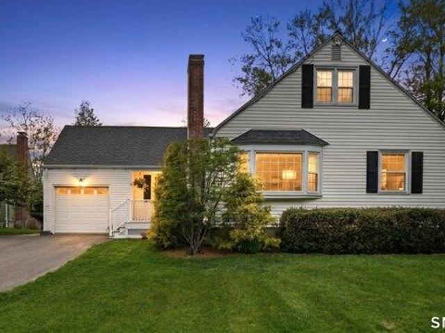 house with 3 bedroom, West Hartford CT DS104115506