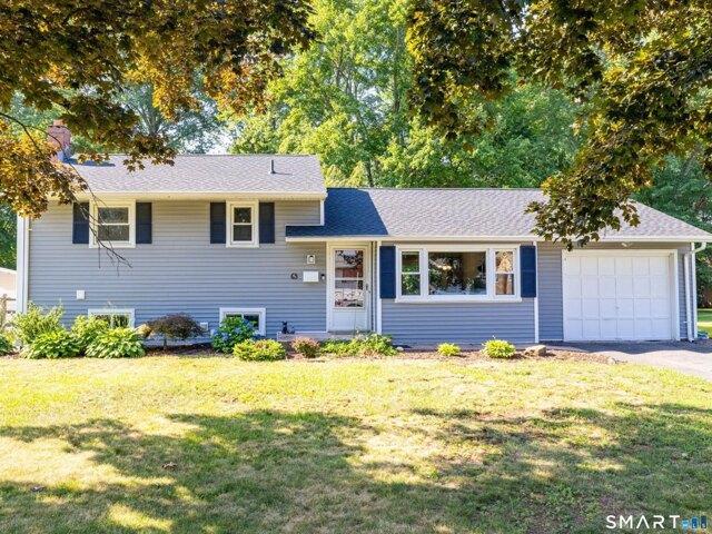 house with 3 bedroom, West Hartford CT DS104376301