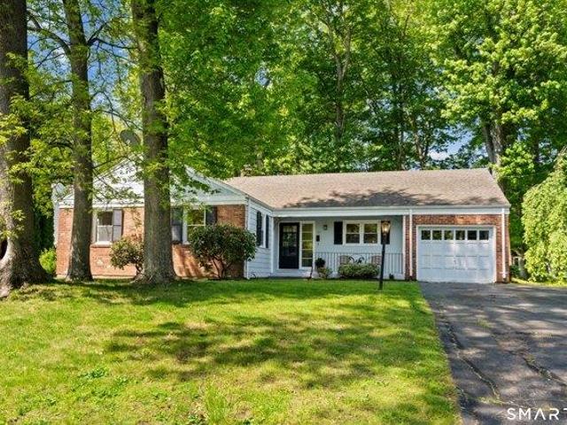 house with 3 bedroom, West Hartford CT DS102585990