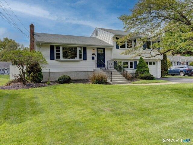 house with 3 bedroom, West Hartford CT DS102583161