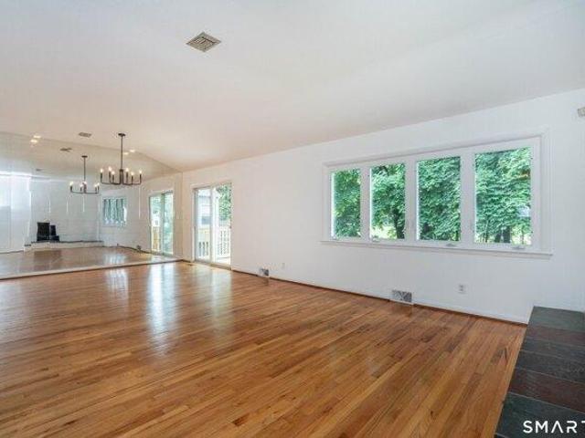 house with 3 bedroom, West Hartford CT DS103071663