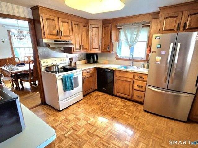 house with 3 bedroom, West Hartford CT DS103438393