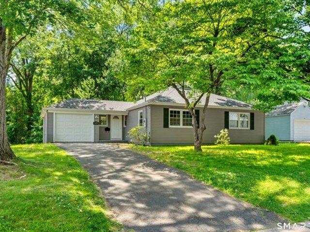 house with 3 bedroom, West Hartford CT DS103967677