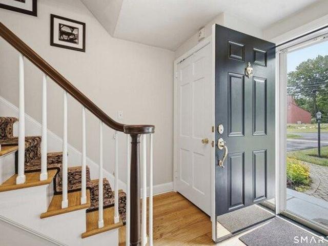 house with 3 bedroom, West Hartford CT ES104187902