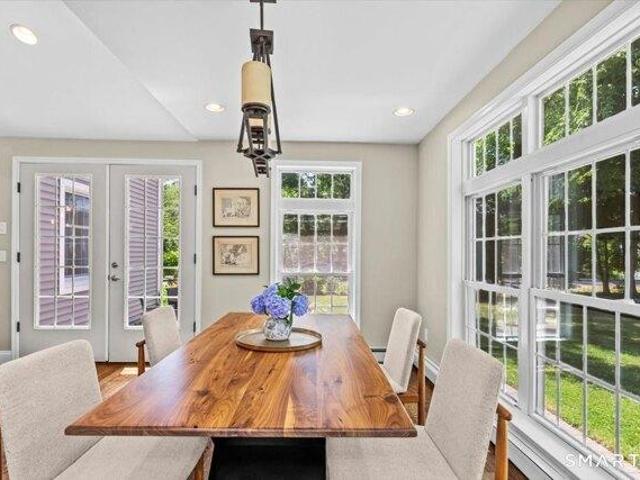 house with 3 bedroom, West Hartford CT ES104232403