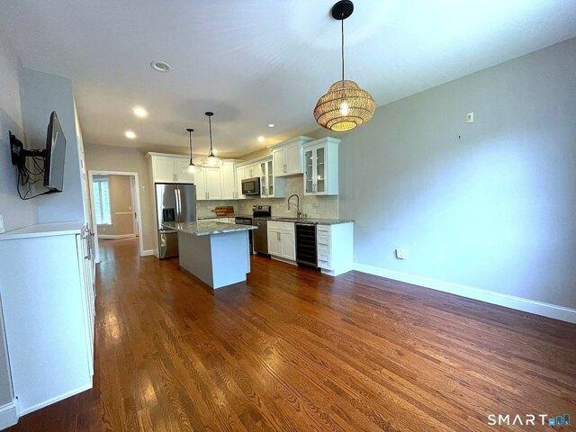 house with 3 bedroom, West Hartford CT ES104376112