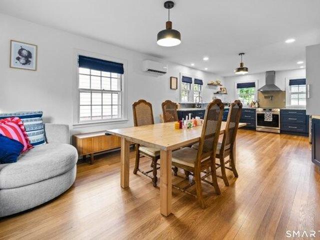 house with 3 bedroom, West Hartford CT ES105127452