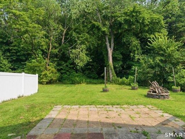 house with 3 bedroom, West Hartford CT ES105159529