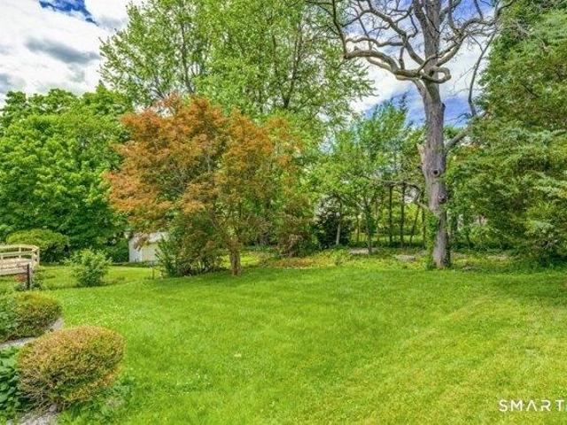 house with 3 bedroom, West Hartford CT ES105172709