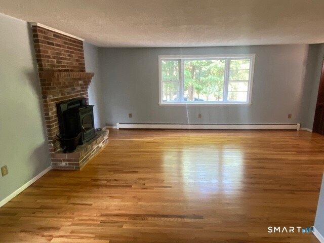 house with 3 bedroom, West Hartford CT ES105203594