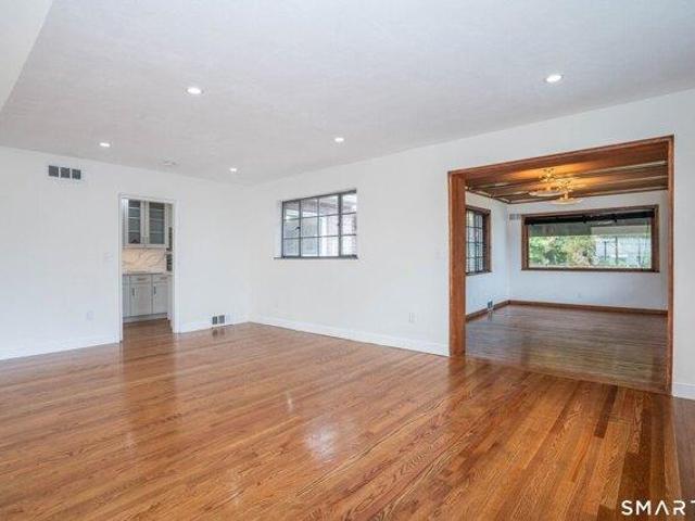 house with 3 bedroom, West Hartford CT ES105229345