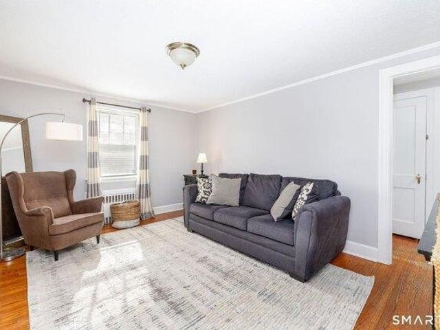 house with 3 bedroom, West Hartford CT ES102826853