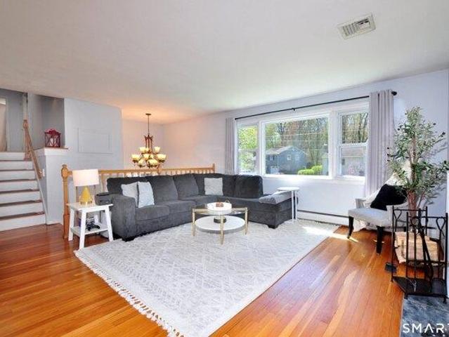 house with 3 bedroom, West Hartford CT ES103162843